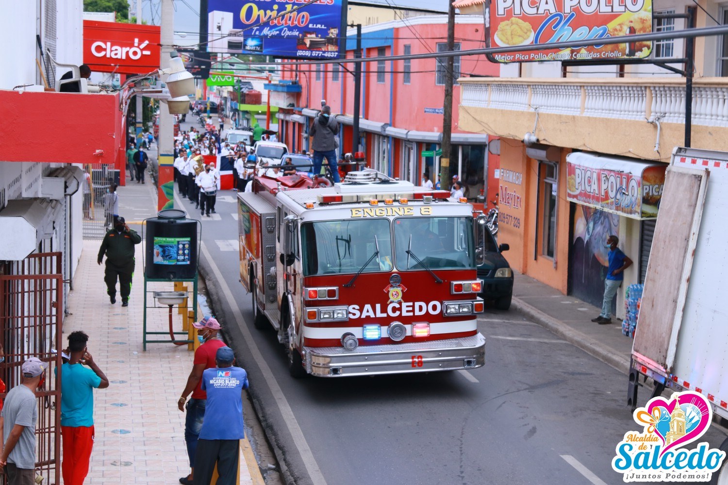 DESFILE CELEBRANDO EL 140 ANIVERSARIO DEL MUNICIPIO SALCEDO ...